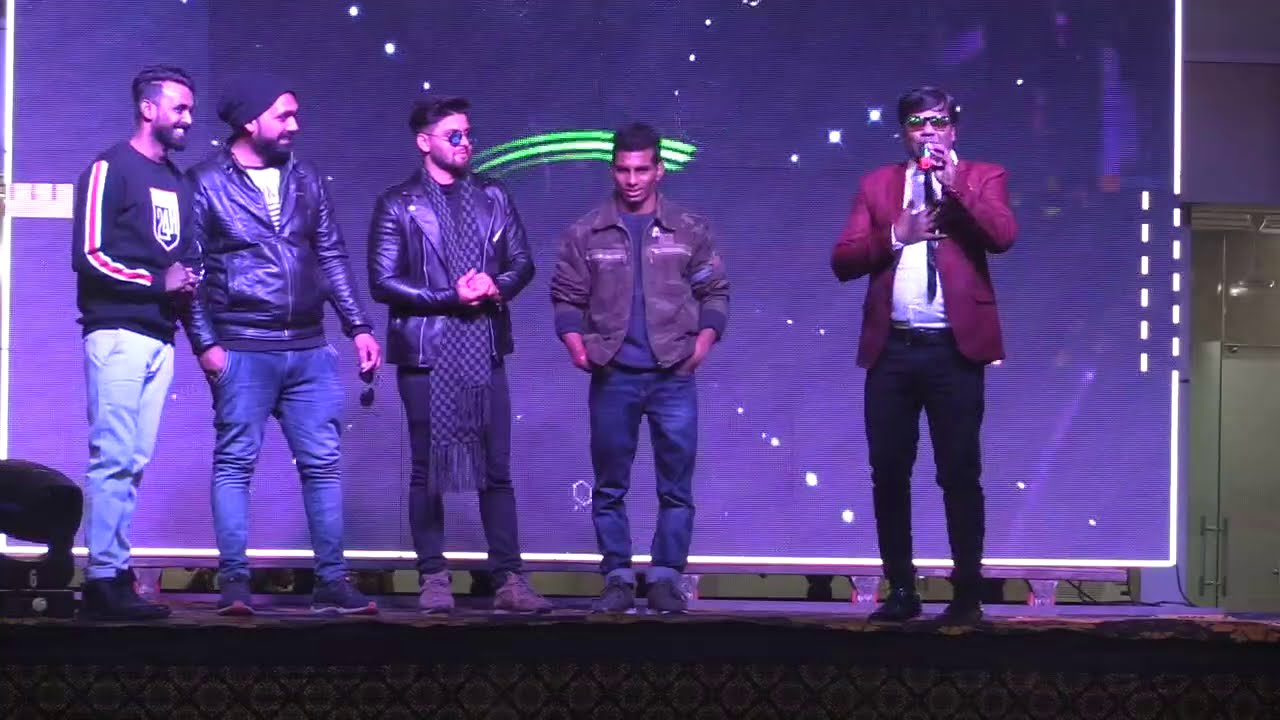 dance and singing competition - YouTube