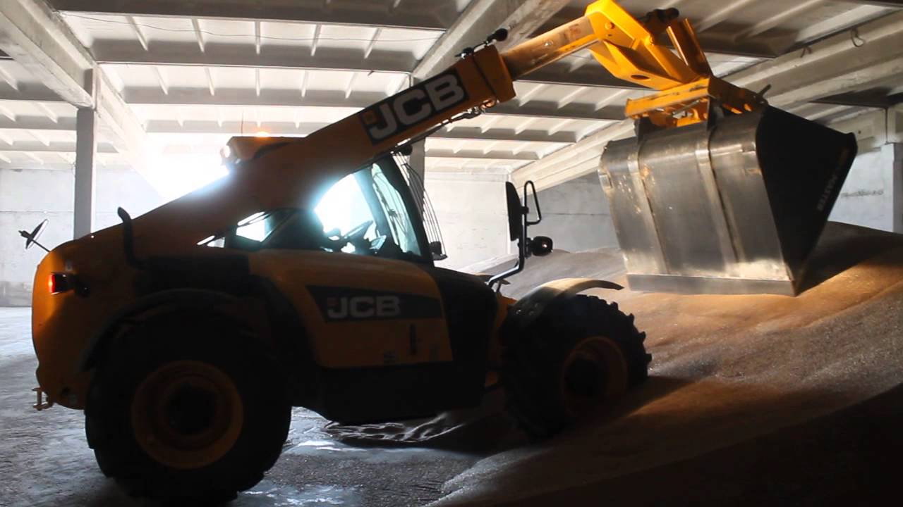 JCB 531-70 Agri with grain shovel (2.34 cu,m,). Ukraine,2014, LANDTECH ...