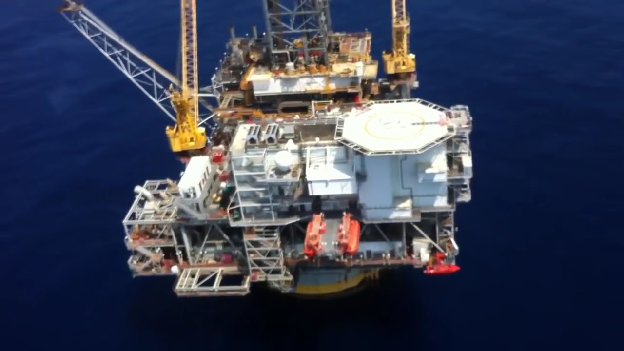 Mad Dog Spar Platform - YouTube