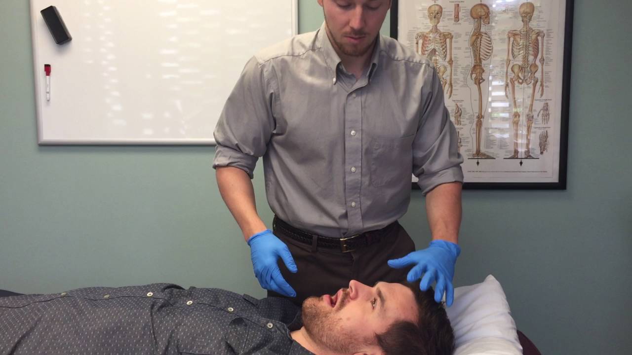 Treating Jaw Pain: TMJ Mandibular Distraction/Depression - YouTube