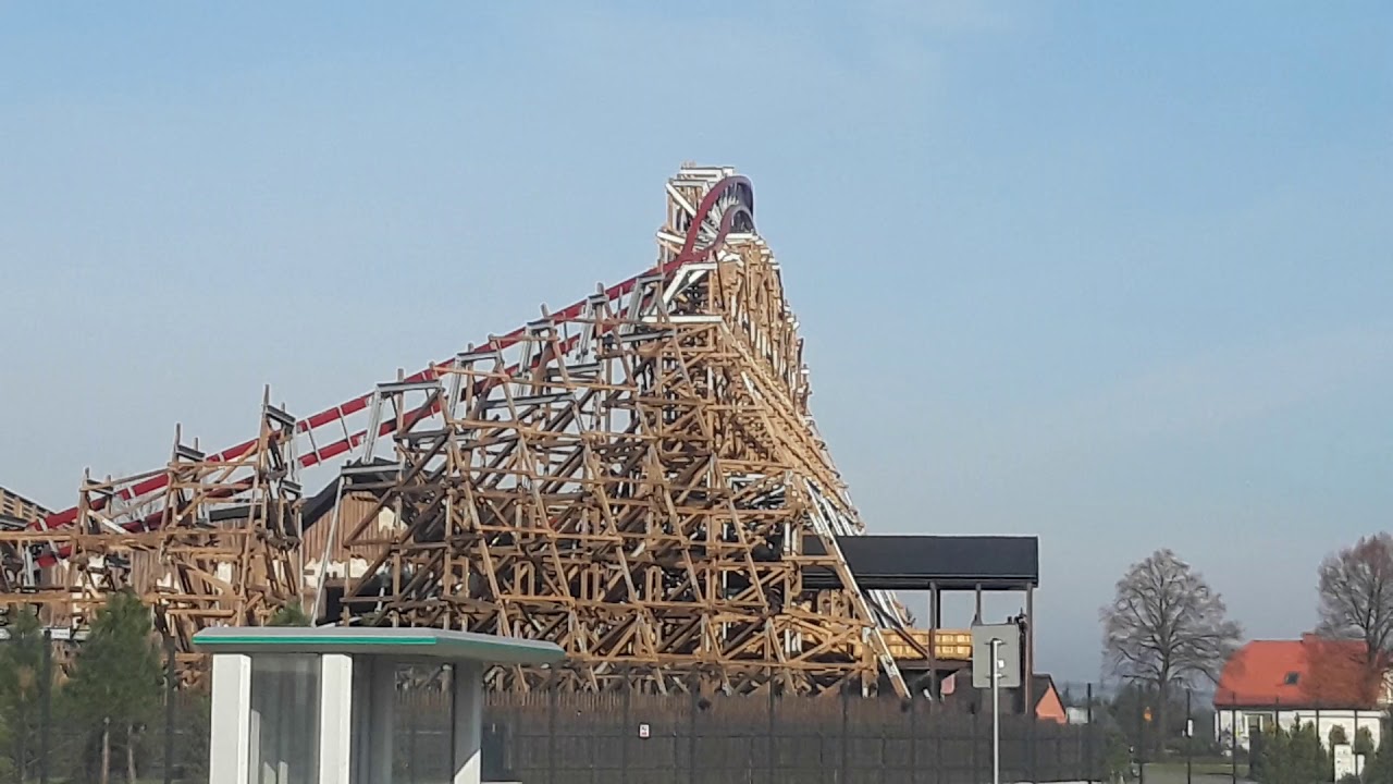The largest wooden roller-coaster in Europe / Najwiekszy drewniany ...