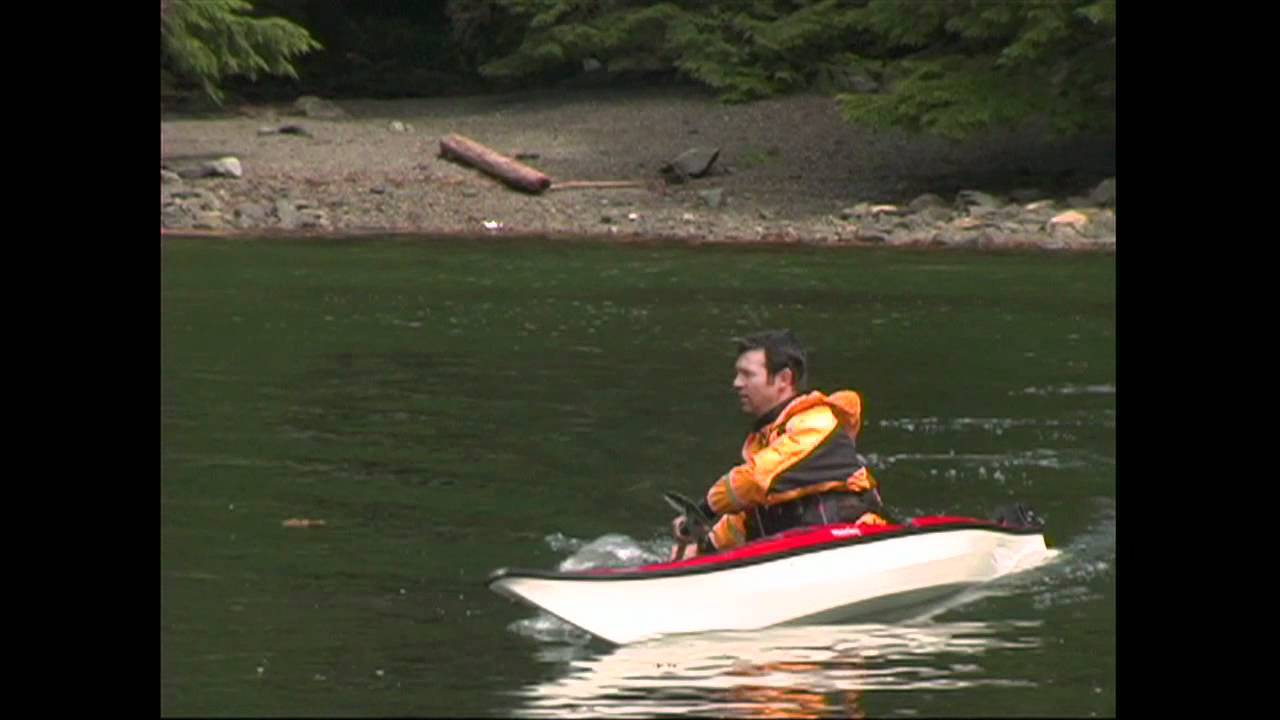 Sea Kayaking - Low Brace Turns - YouTube