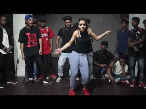 Ek uncha lamba kad - amazing dance video