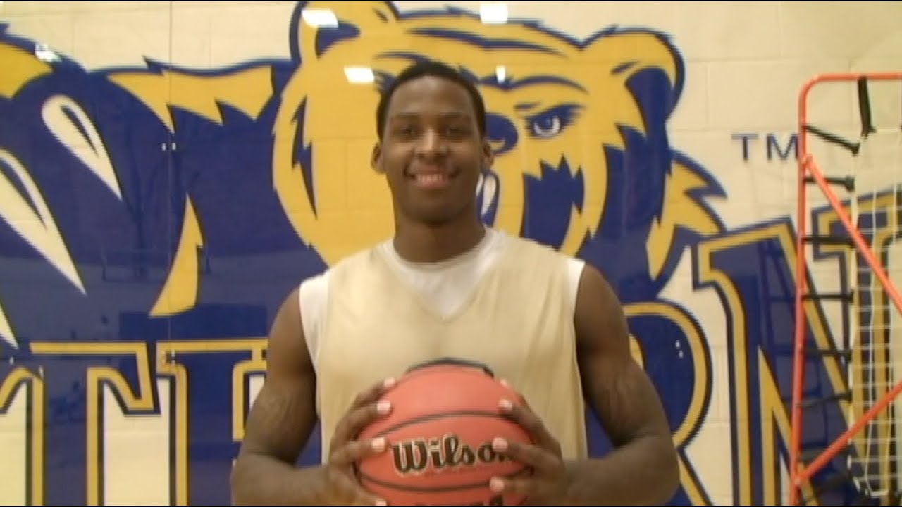 Men's Basketball - A Look at Derrick Barden - YouTube
