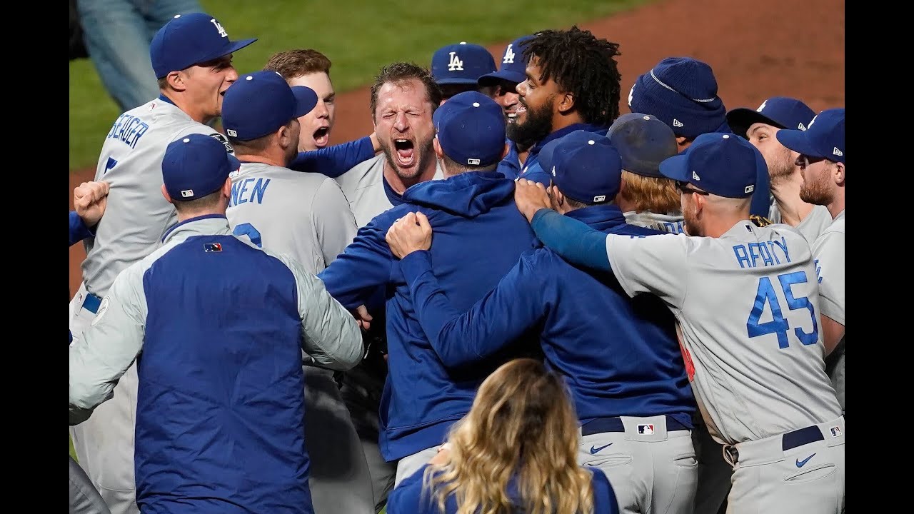 The Dodgers Outlast the Giants to Reach the N L C S - Dodgers ...