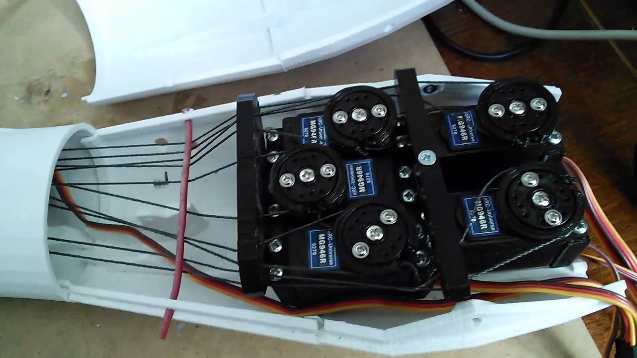 Paul Inmoov hand movement - YouTube