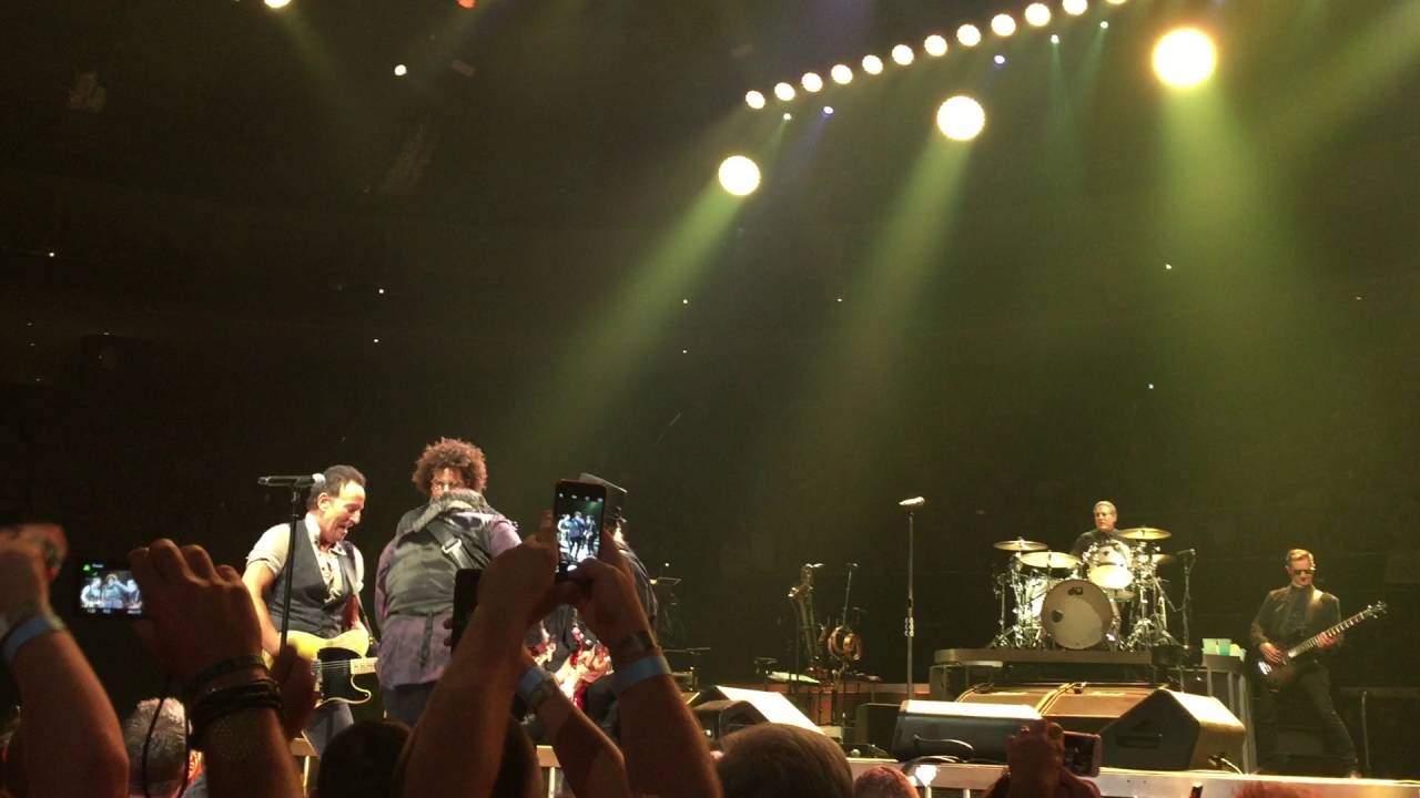 Bruce Springsteen - Rosalita (Come Out Tonight) - Pittsburgh September ...