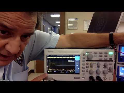 University Physics Lectures, FFT Demonstration on Waveforms and ...