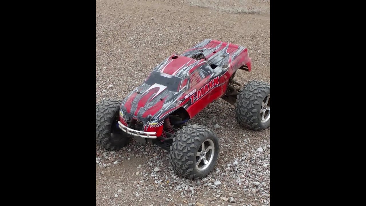 Playing with the traxxas truck at HobbyTown Rc Park part 2 - YouTube