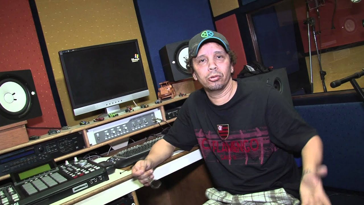 DJ GRANDMASTER RAPHAEL NO RIO PARADA FUNK [21] - 30 DE OUTUBRO DE 2011 ...