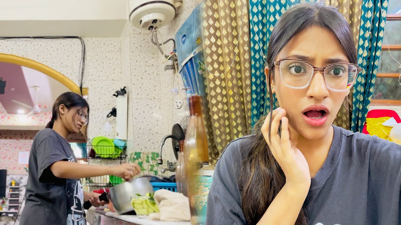 Pray For My Mom 🙏🏻 | SAMREEN ALI VLOGS - YouTube