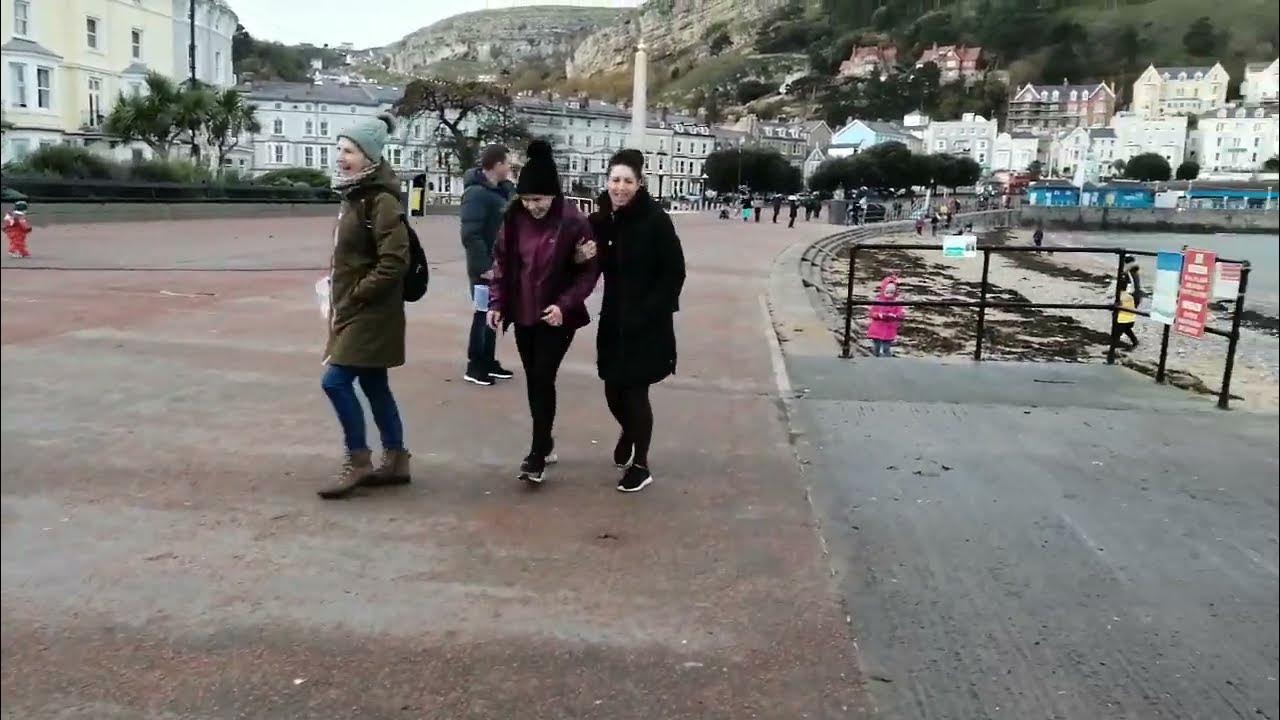 Llandudno (Afternoon Prom) St Walks🚶Pt 50 2023 - YouTube