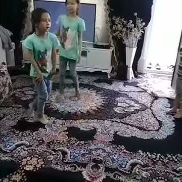 رقص_جدید# paywandmedia# رقص دوختران شیک ناز دوقلو افغانی درایران - YouTube