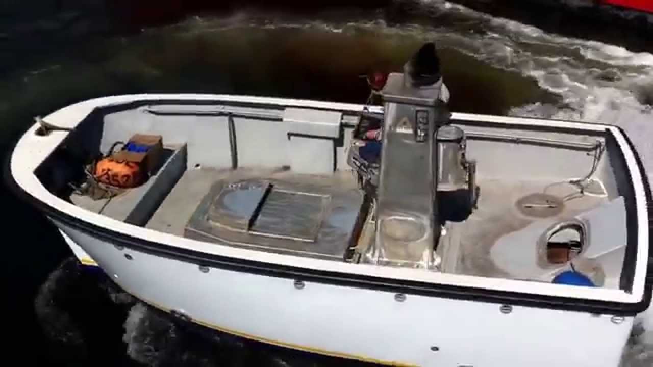 Snow and Company's installation of Deflector Rudder in a Delta Seine ...