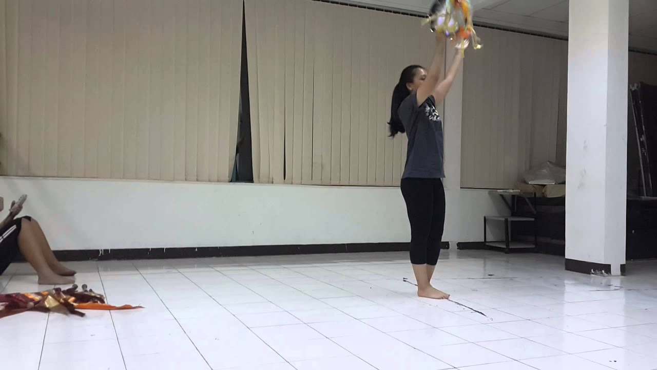 Tambourine Steps - Twirl - YouTube