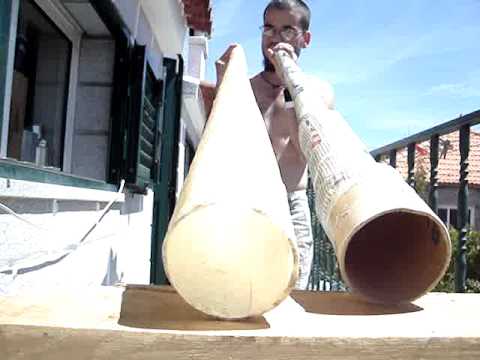 Fiberglass and Paper Didgeridoo - YouTube