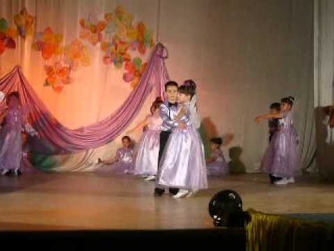 Festivalul Frunza de Stejar-Gradinita Mihail si Gavriil Ploiesti 2012 ...