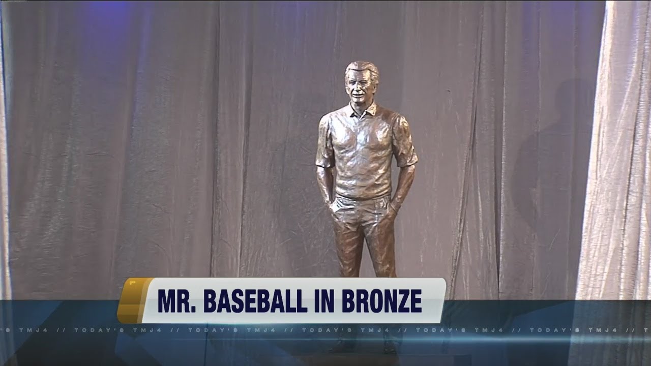 Brewers Unveil Bob Uecker Statue at Miller Park - YouTube