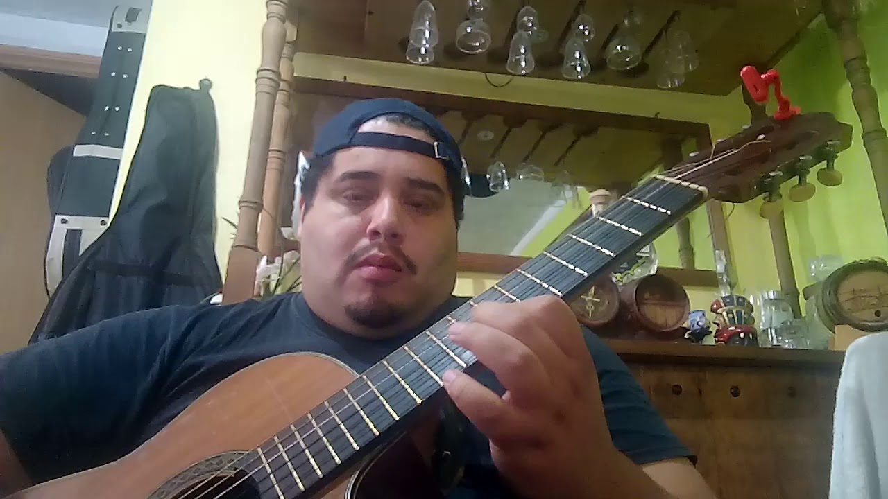 Solos de el cascabel mariachi Vargas (intermedio) requinto - YouTube