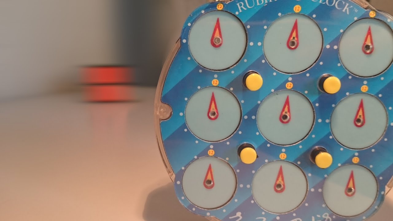 Review Rubik's Clock | Bueno aun siendo Rubik's - YouTube