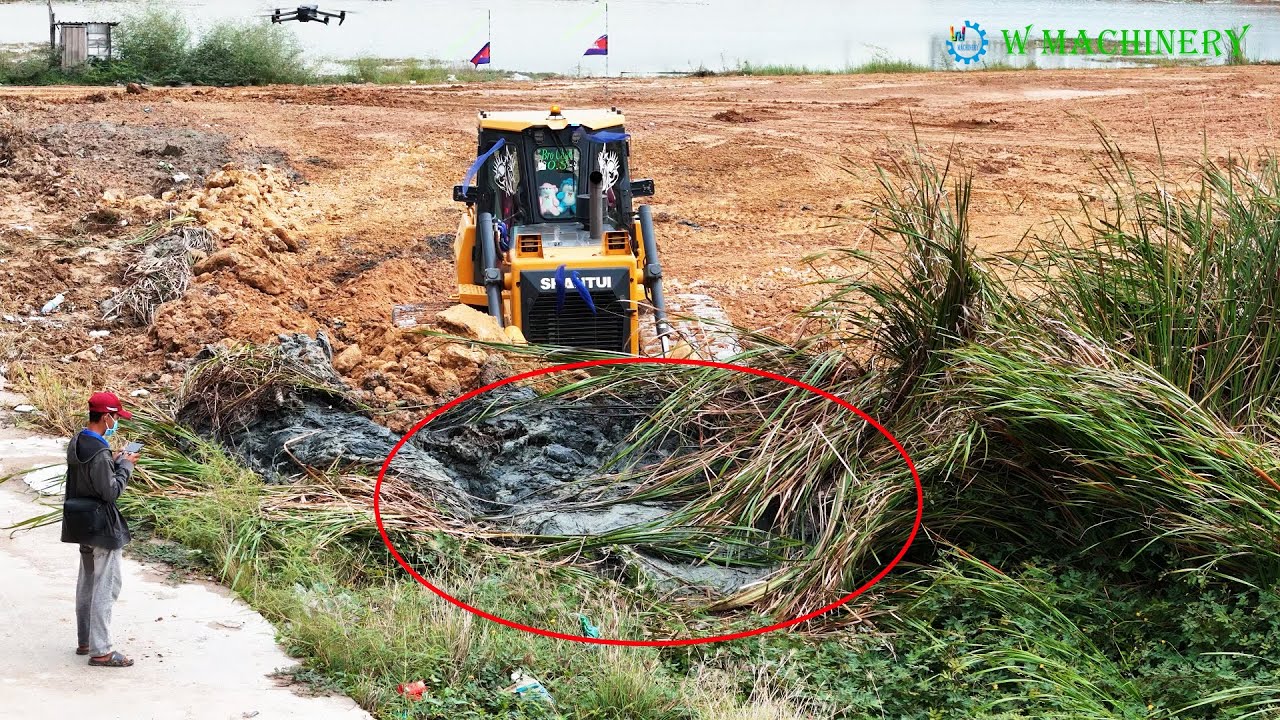 Update Techniques Activities Bulldozer Working Different Mining Site ...