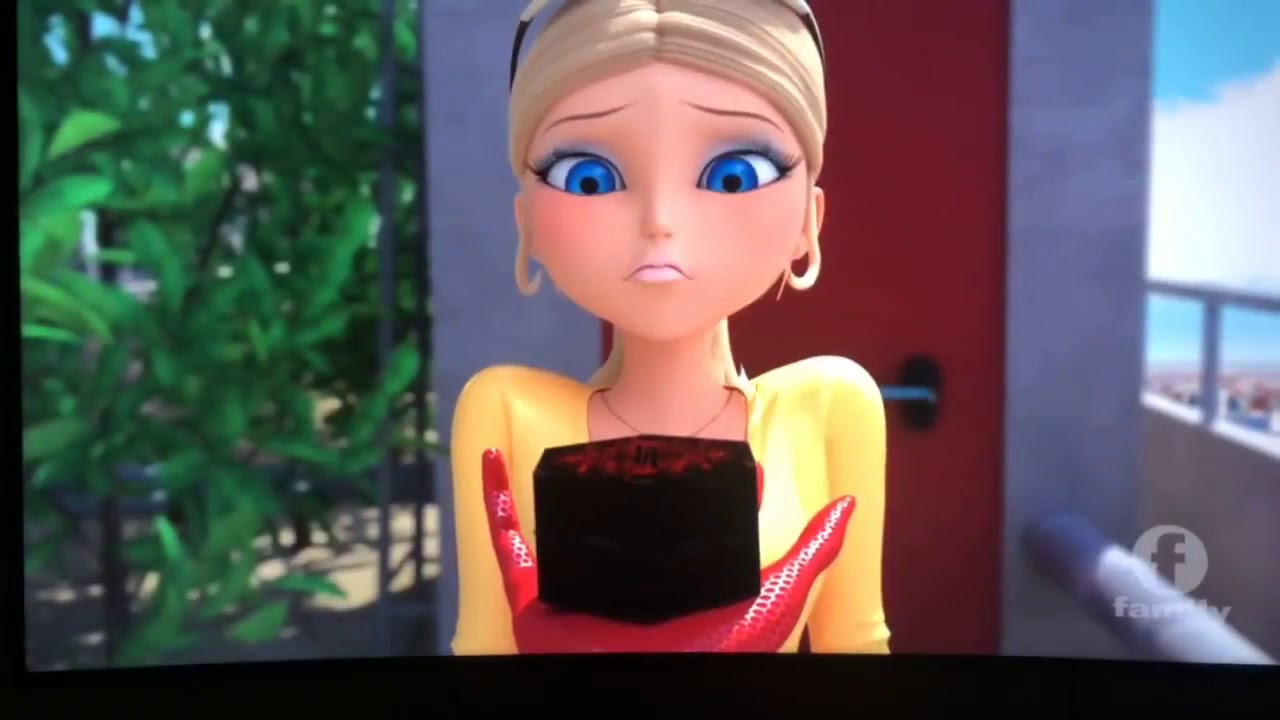 Miraculous Ladybug Malediktor Queen Bee Transformation - YouTube