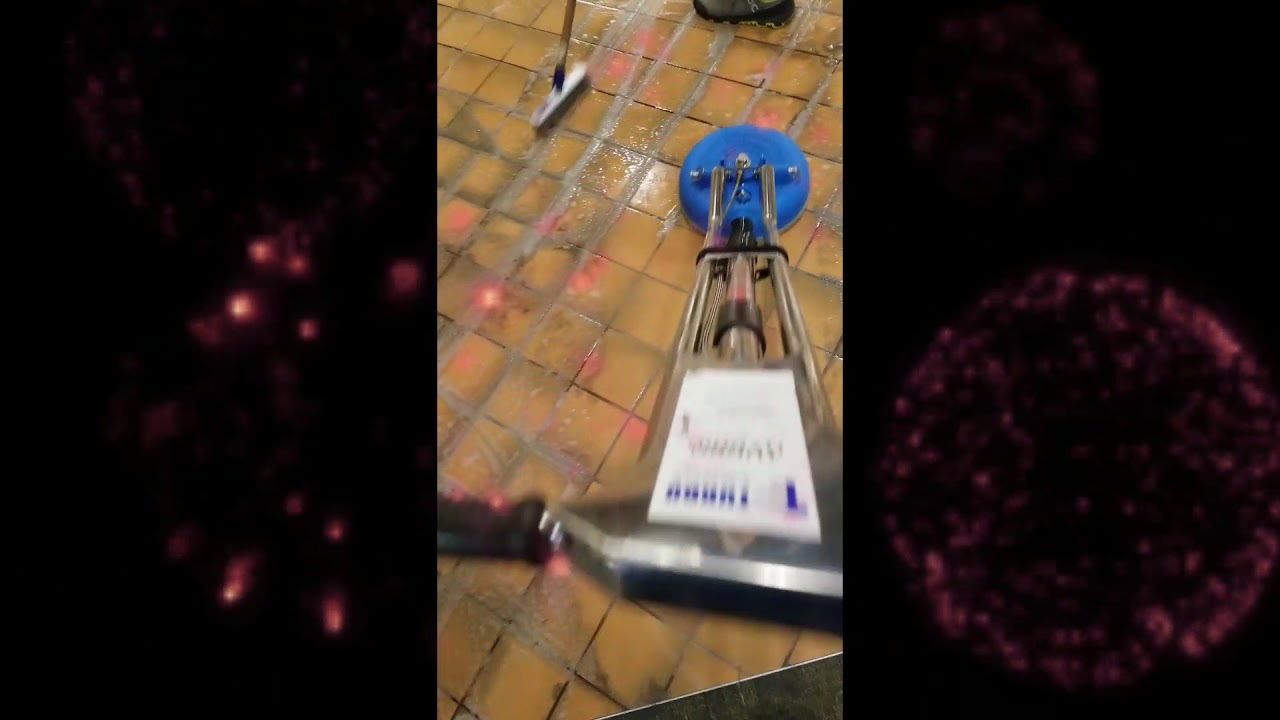 Code Red tile and grout explosion with Zipper SS Hyper Spinners - YouTube