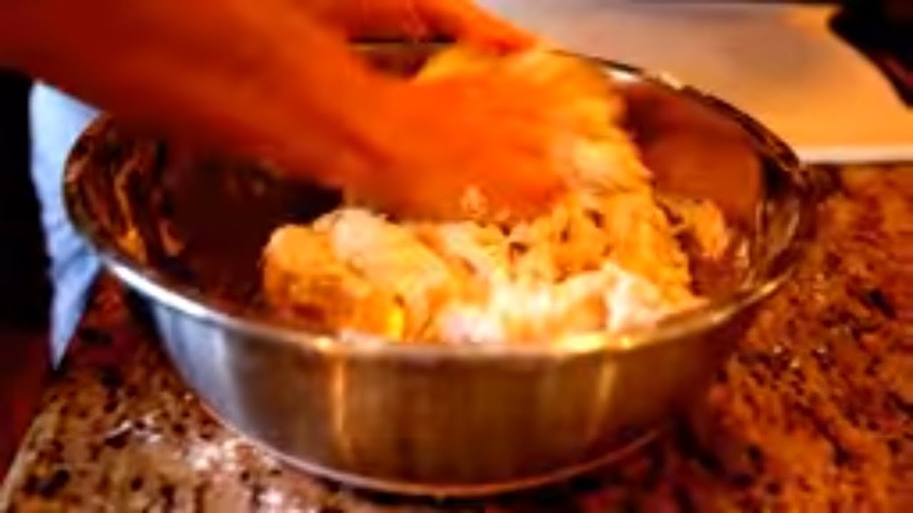 Making Ethiopian Ch'chesbsa Part I | Ethiopian Style Recipe | Good ...