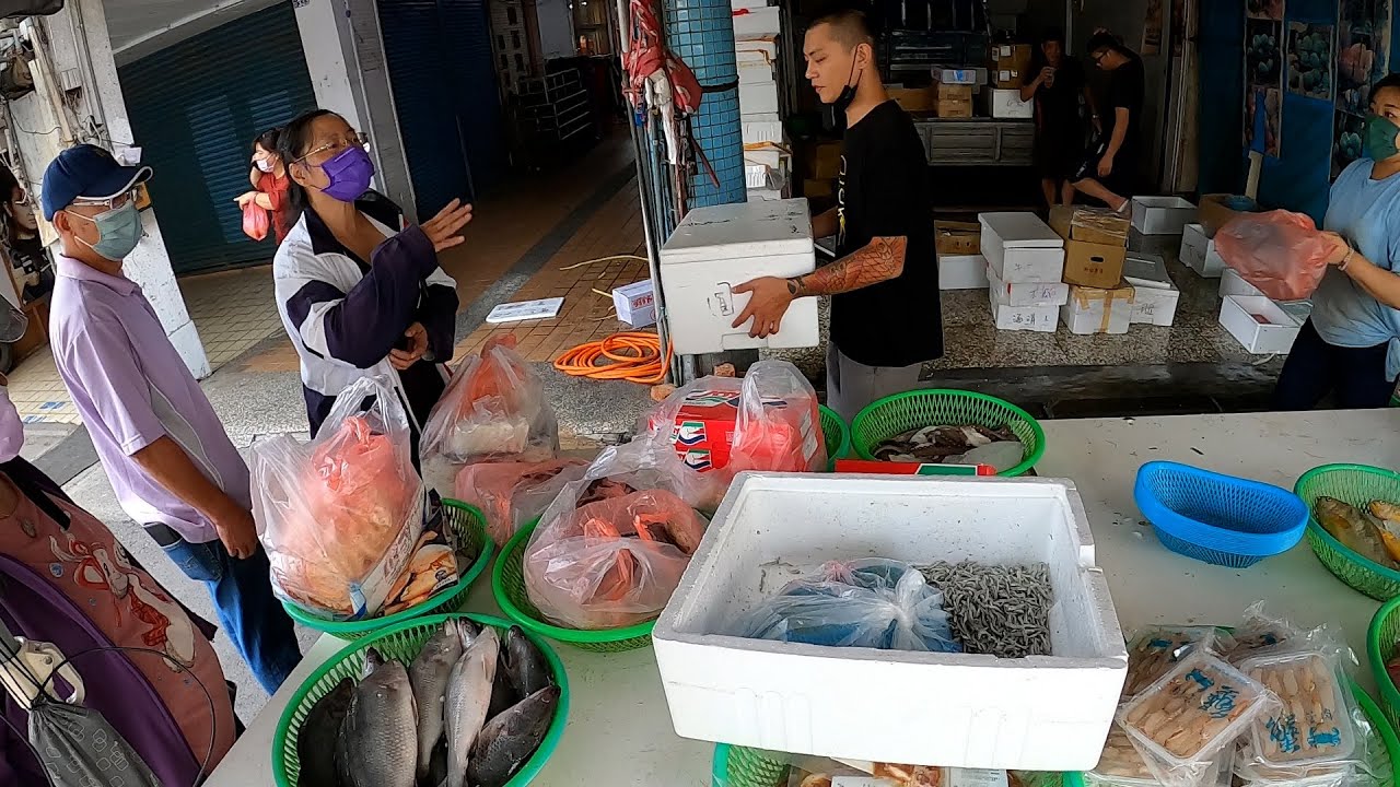 Taiwan Seafood Auction - Spanish Mackerel, Salmon Cutting ! Beautiful ...