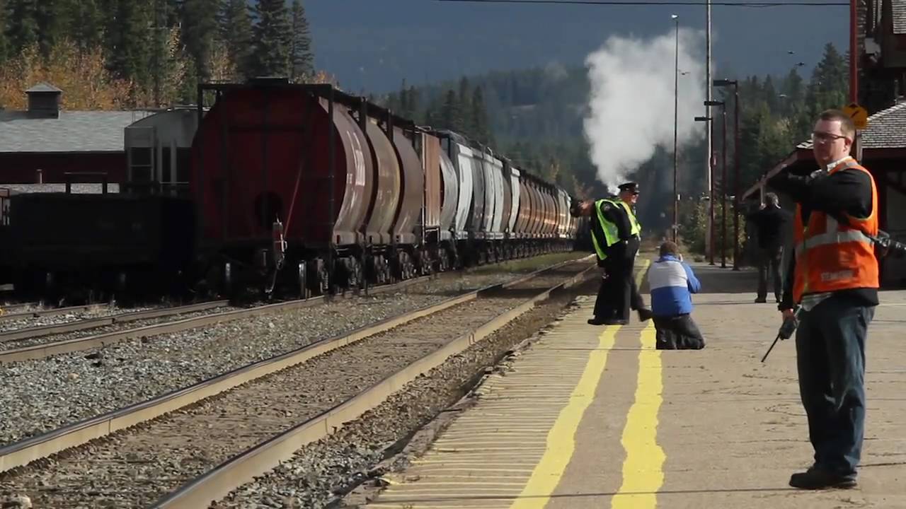 CP 2816 Fall Run to Banff, Alberta (Part 2) - YouTube