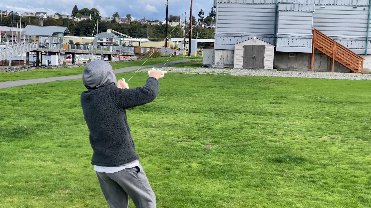 Noah Flying A Kite - YouTube