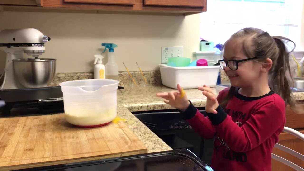 Cooking with Zoey (Zoey makes pancakes) - YouTube