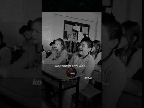 Dalmışım eski günlere söylenen sözlere içim acıdı yine...🥀