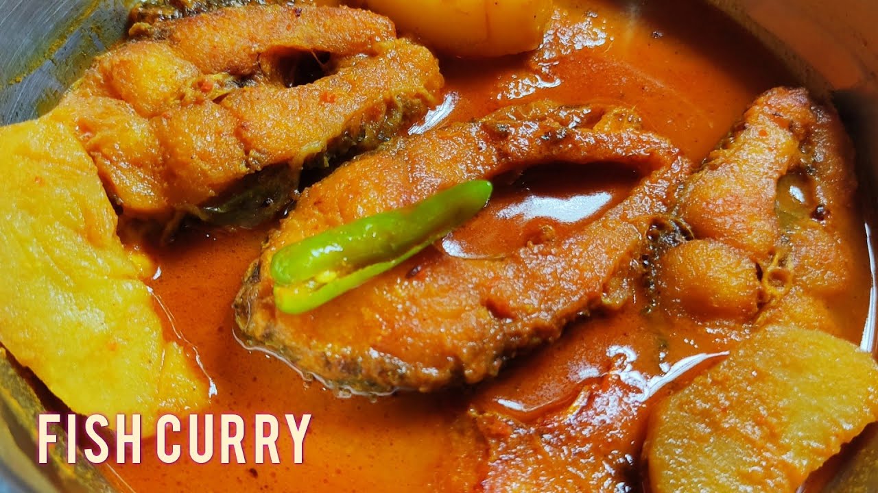 Rui Fish Curry Bengali Village Style Recipe in English | আলু দিয়ে রুই ...