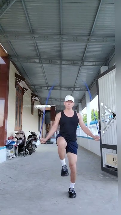 Day 1 of the 30-Day Jump Rope Fitness Challenge! #jumprope - YouTube