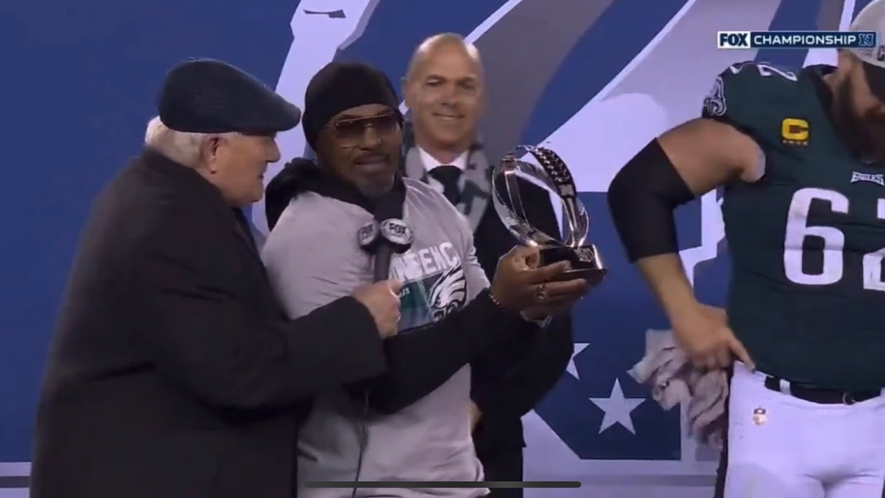 Eagles 2023 George Halas NFC Championship Trophy Presentation - YouTube