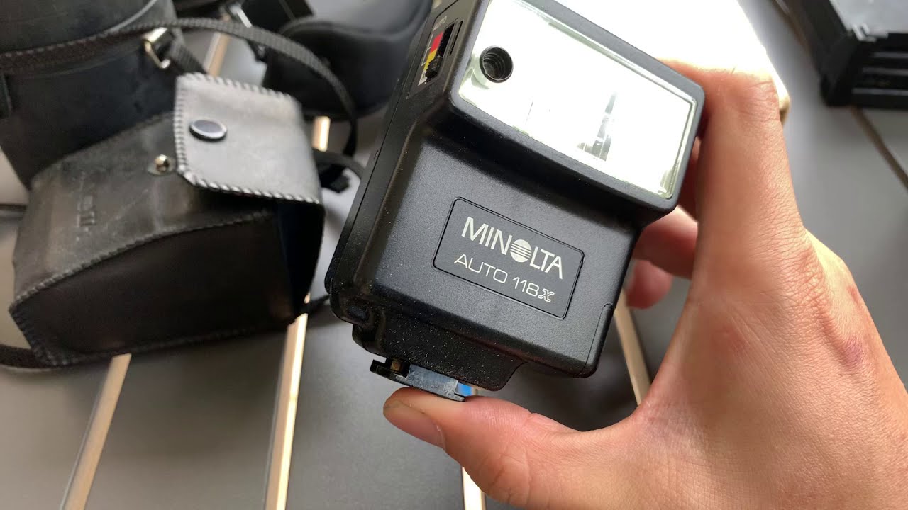 Minolta Auto 118X Speedlight Flash Demo ( For Parts or Repair ...