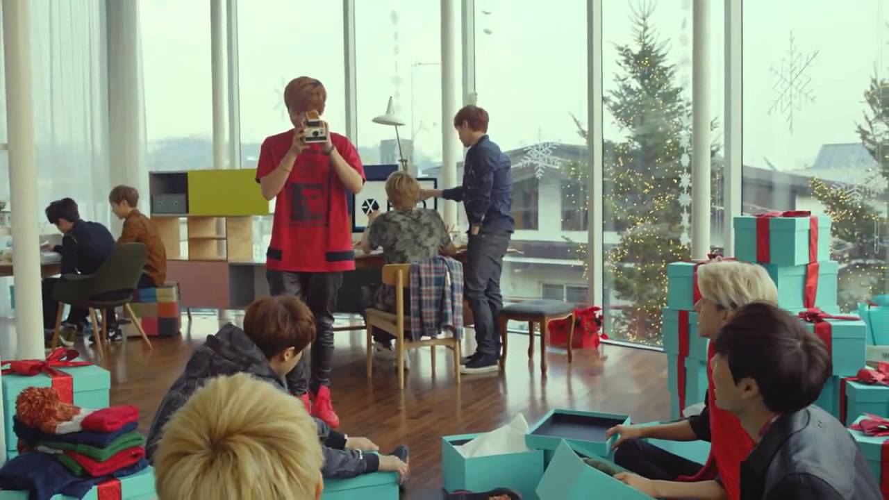 EXO - SKT LTE Ads. (EXO prepares Special Gift) [HD] - YouTube