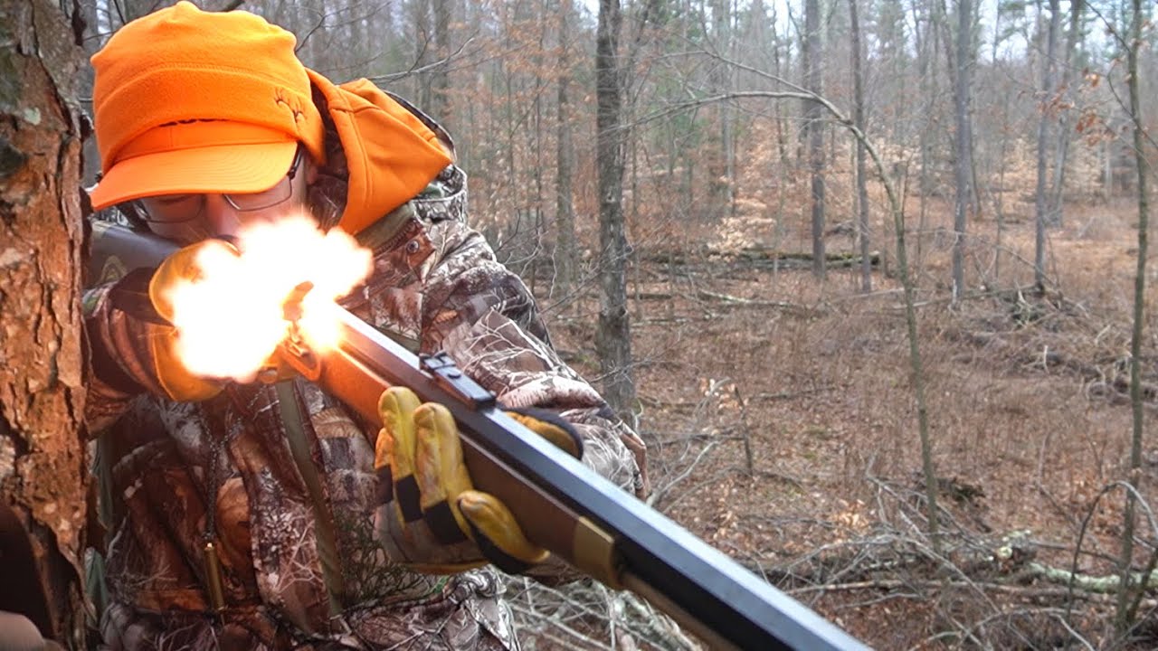 SHOT FIRED with the FLINTLOCK! - Traditional PA Deer Hunt - YouTube