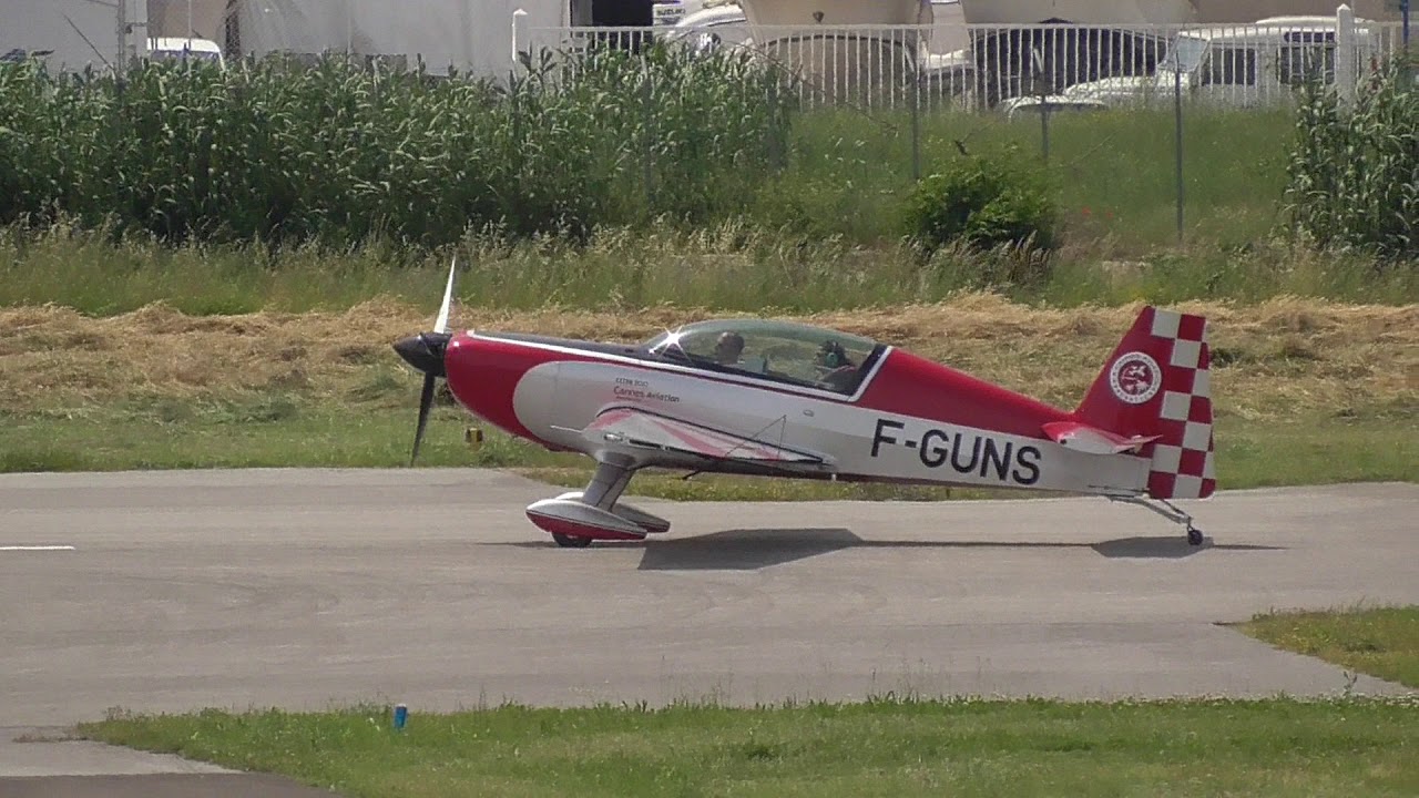 Extra EA-200 Vertical take-off at Cannes Mandelieu - YouTube