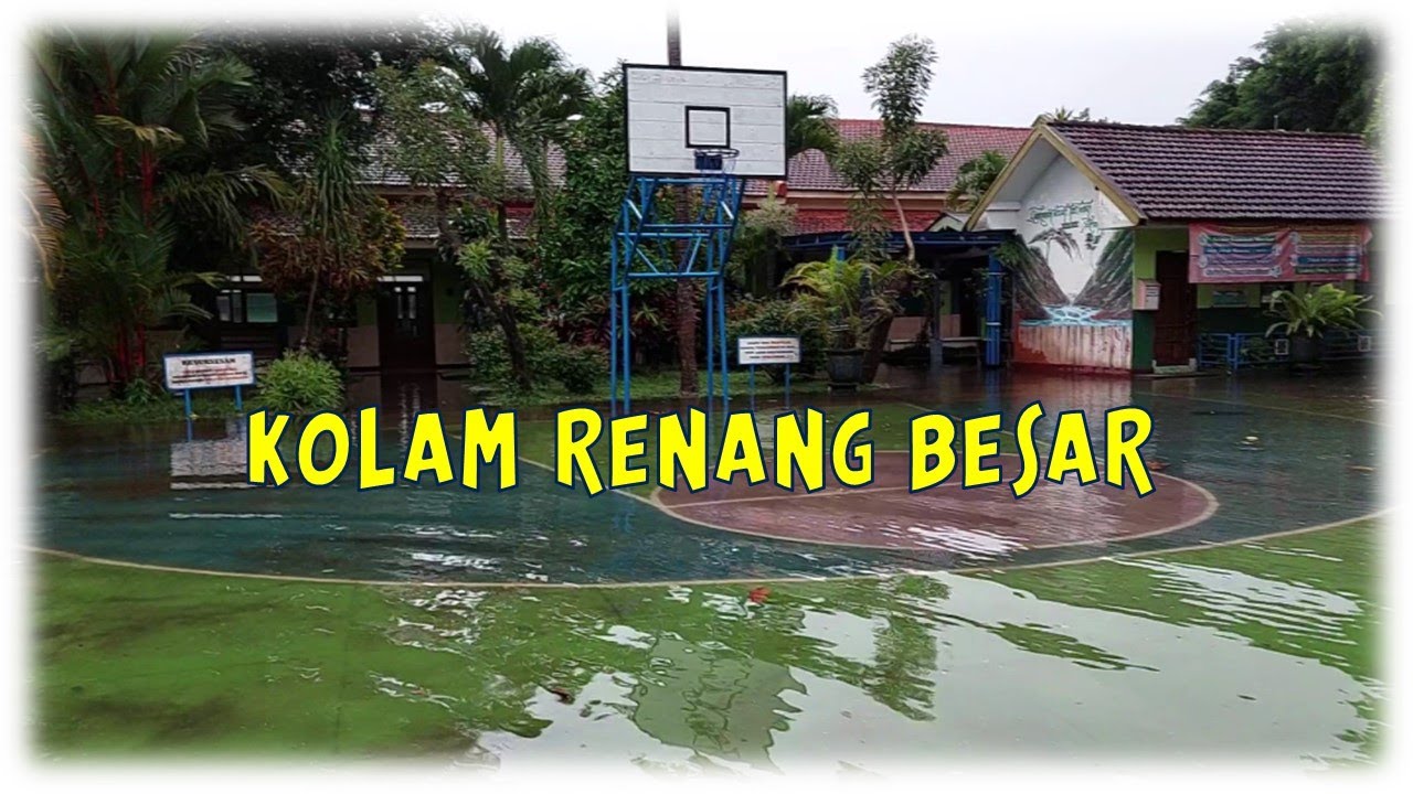 Air hampir masuk Kelas Setelah hujan lebat - Drainase Spensagi - YouTube