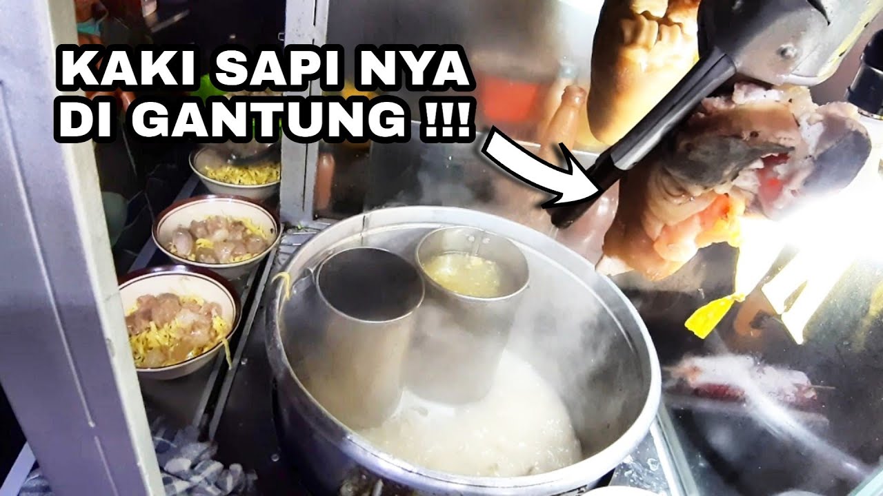 PAKAI KAKI SAPI !!! MIE KOCOK PAK SUPARMIN - INDONESIAN STREET FOOD ...