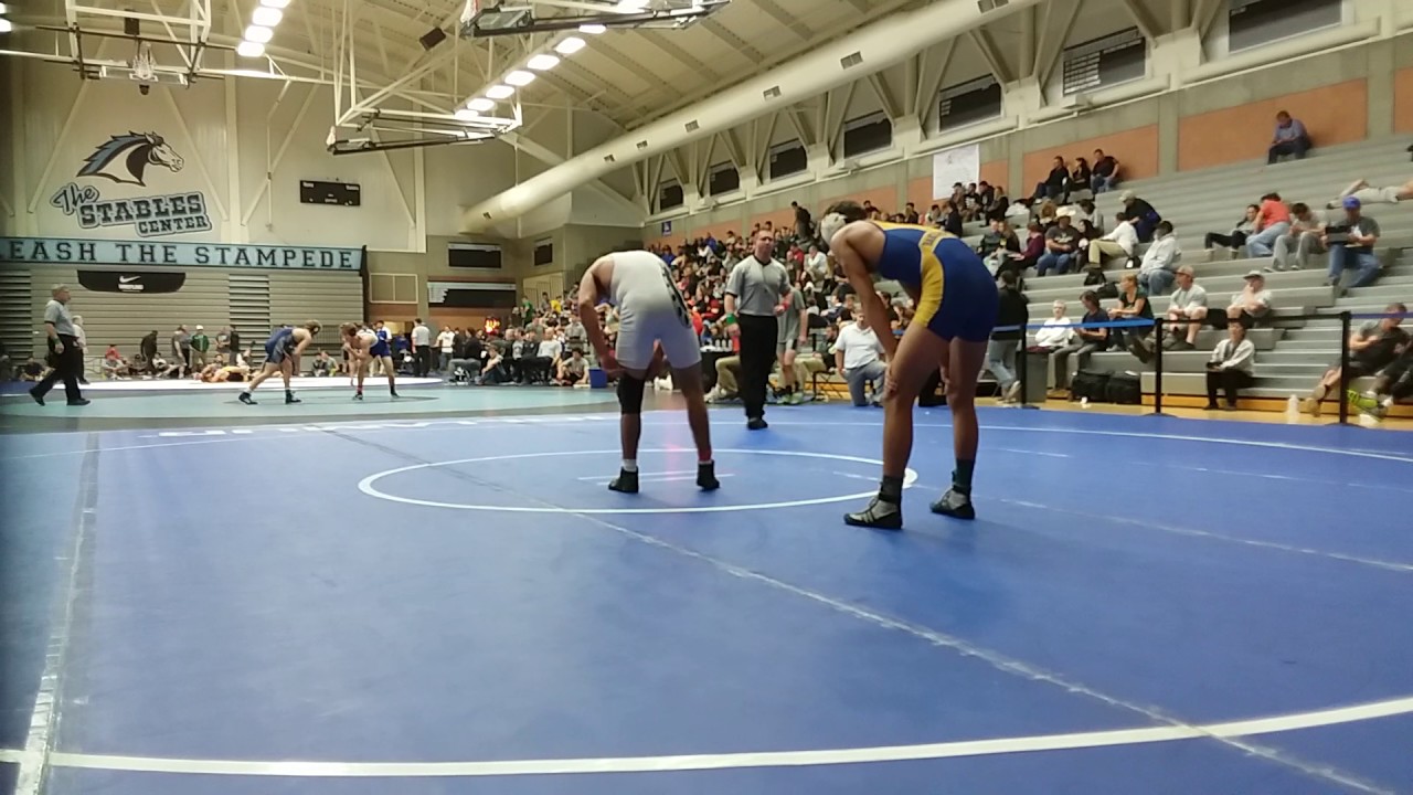 Victor Trujillo vs Russell Rohlfing (CSUB) - YouTube