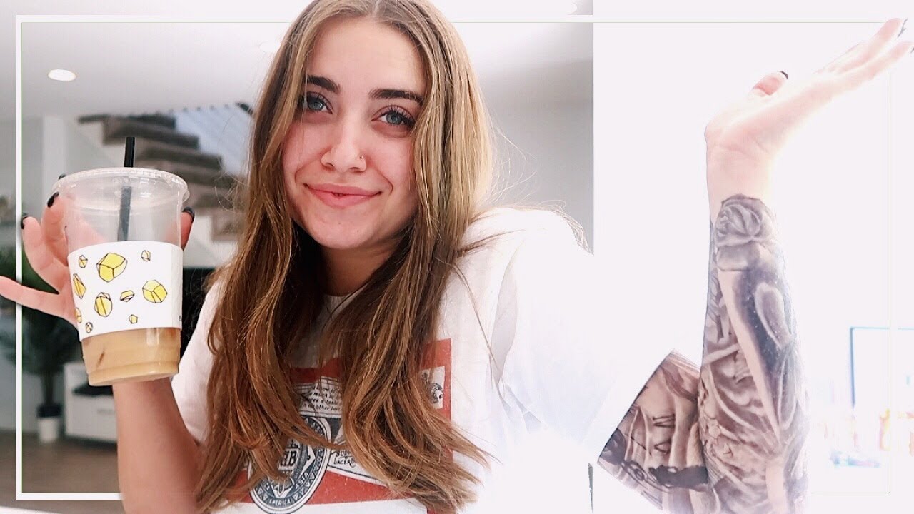 HALLOWEEKEND! Halsey's Halloween Party, Horror Nights & Embarrassing ...