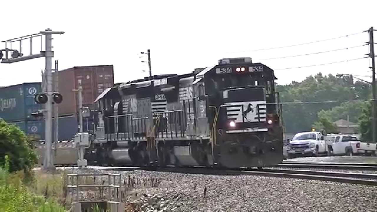 Norfolk Southern G89 NB B32-8 Leading in Austell,Ga 06-28-2014© - YouTube