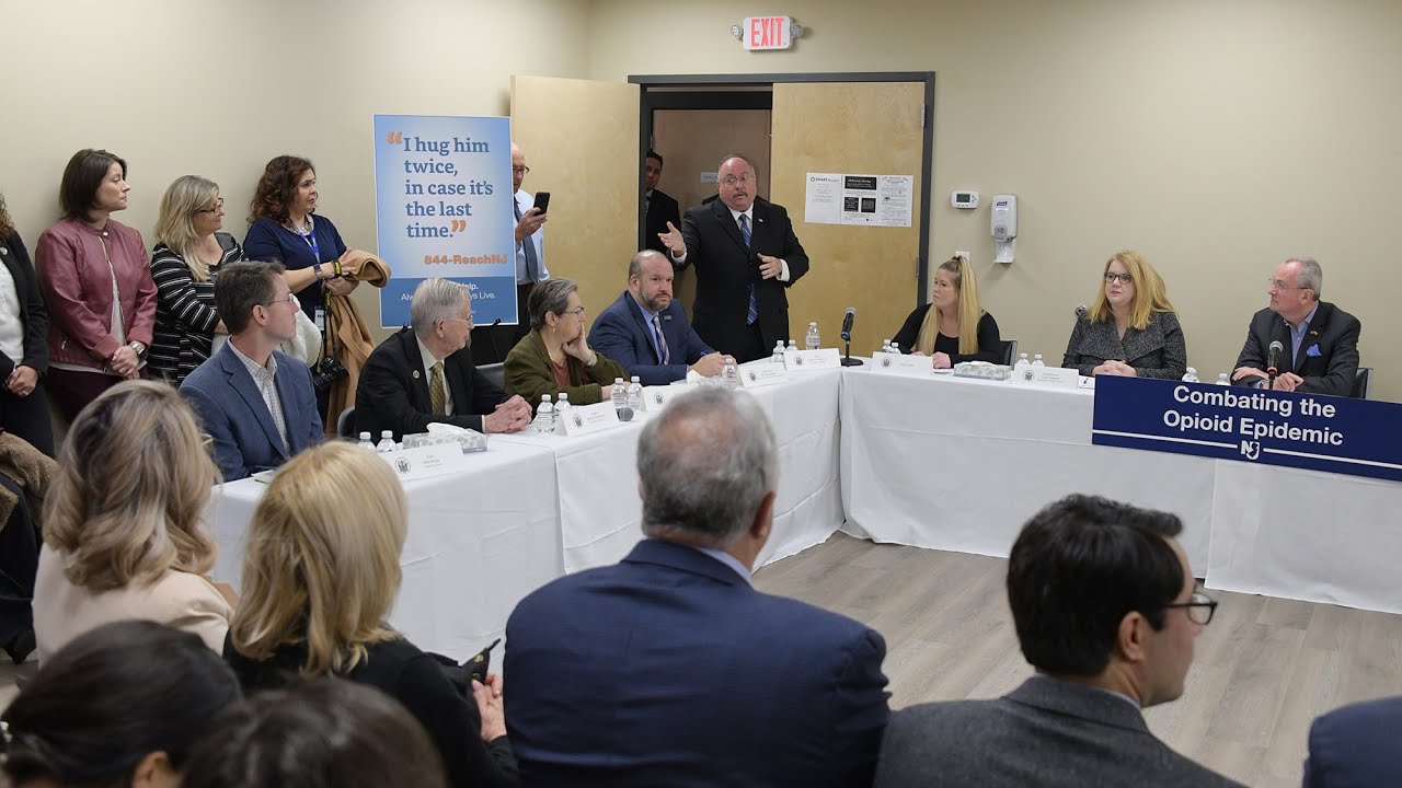 Governor Holds Roundtable Discussion on Combating Opioid Epidemic - YouTube
