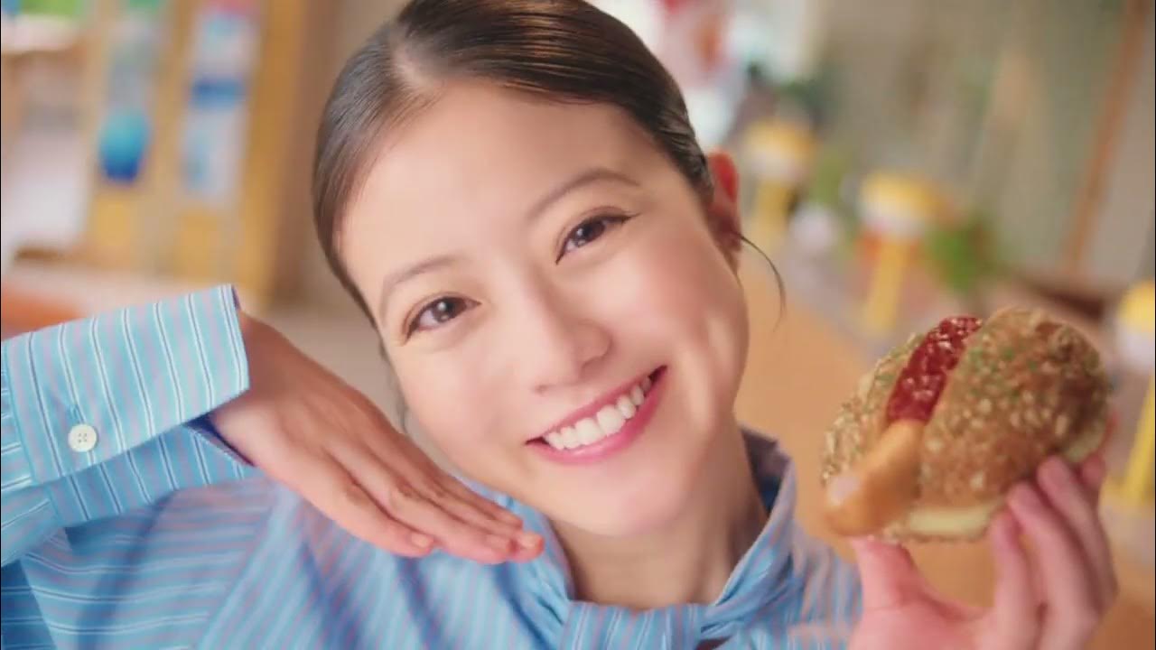 【今田美桜】 ミスタードーナツ ザクもっちドッグ「ザクもっちドッグランチ」篇 TVCM #ミスド - YouTube