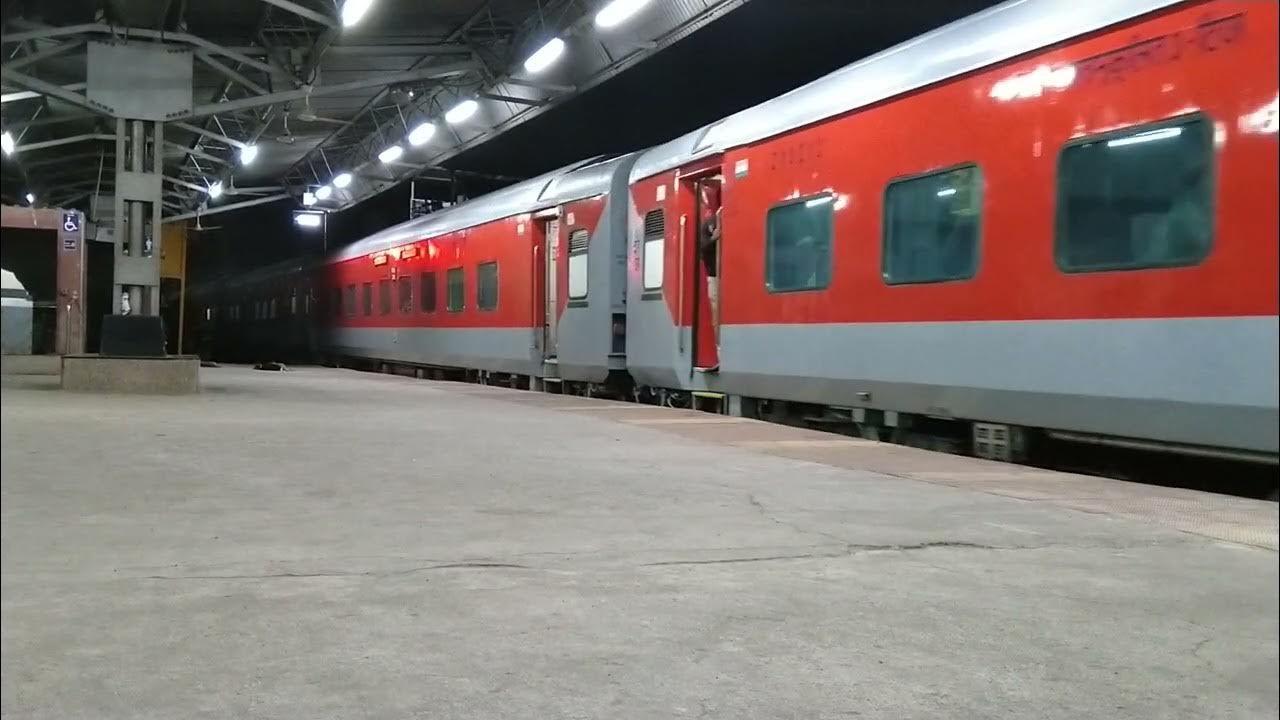 Arrival Of 16382 Kanyakumari Pune Express Direct Train To Tirupati arrival-of-16382-kanyakumari-pune-express-direct-train-to-tirupati