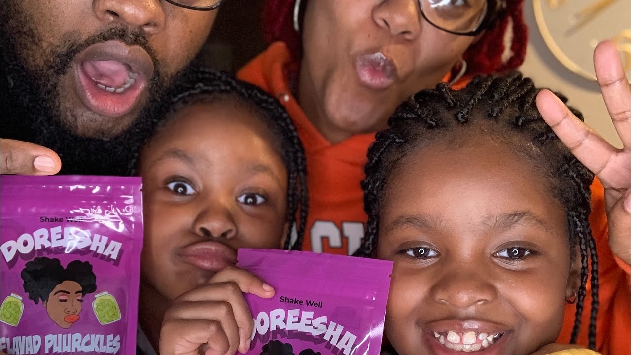 Dooresha Flavad Puurckles - YouTube