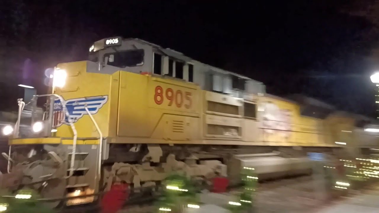 Incredible Foreign Power Leaders Union Pacific #8905 led NS 242 & Superb BNSF TRIO #4304 led NS ...